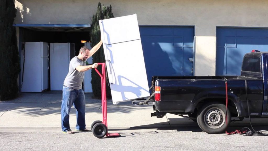 How to load a refrigerator in a pickup truck? 7 DIY Methods