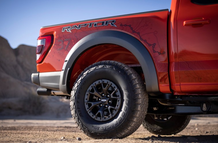 Will Raptor Shocks Fit F150? 5 Things To Know
