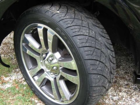 275/50R22 vs 285/45R22: Things To Know