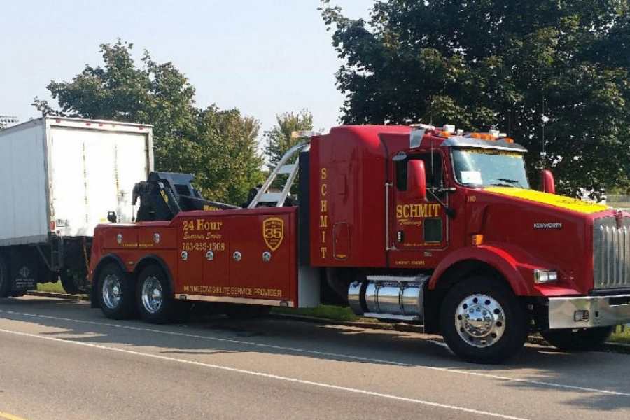 How To Tow a Semi Truck? (Explained)