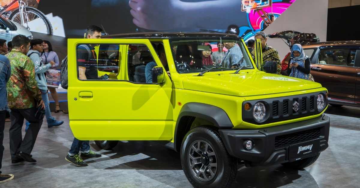 How Do Cars Get in the Mall? (Explained)