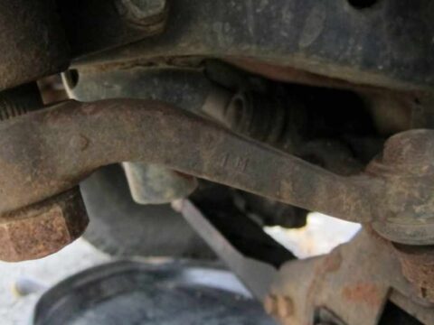 How Many Pitman Arms Are on a Truck? (Explained)