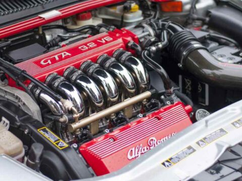 Can You Fit a V8 in a Honda Accord? 9 Things to Know