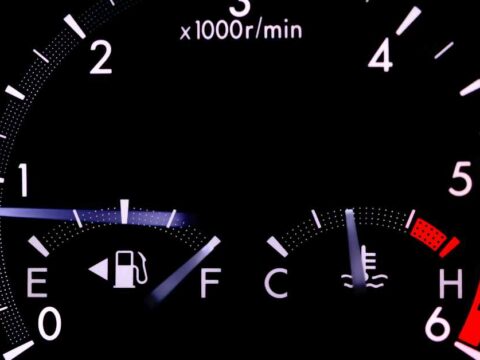 Car temperature gauge goes up and down while driving