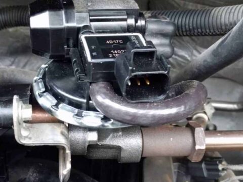 Where is the DPFE Sensor Located on a Ford F150?